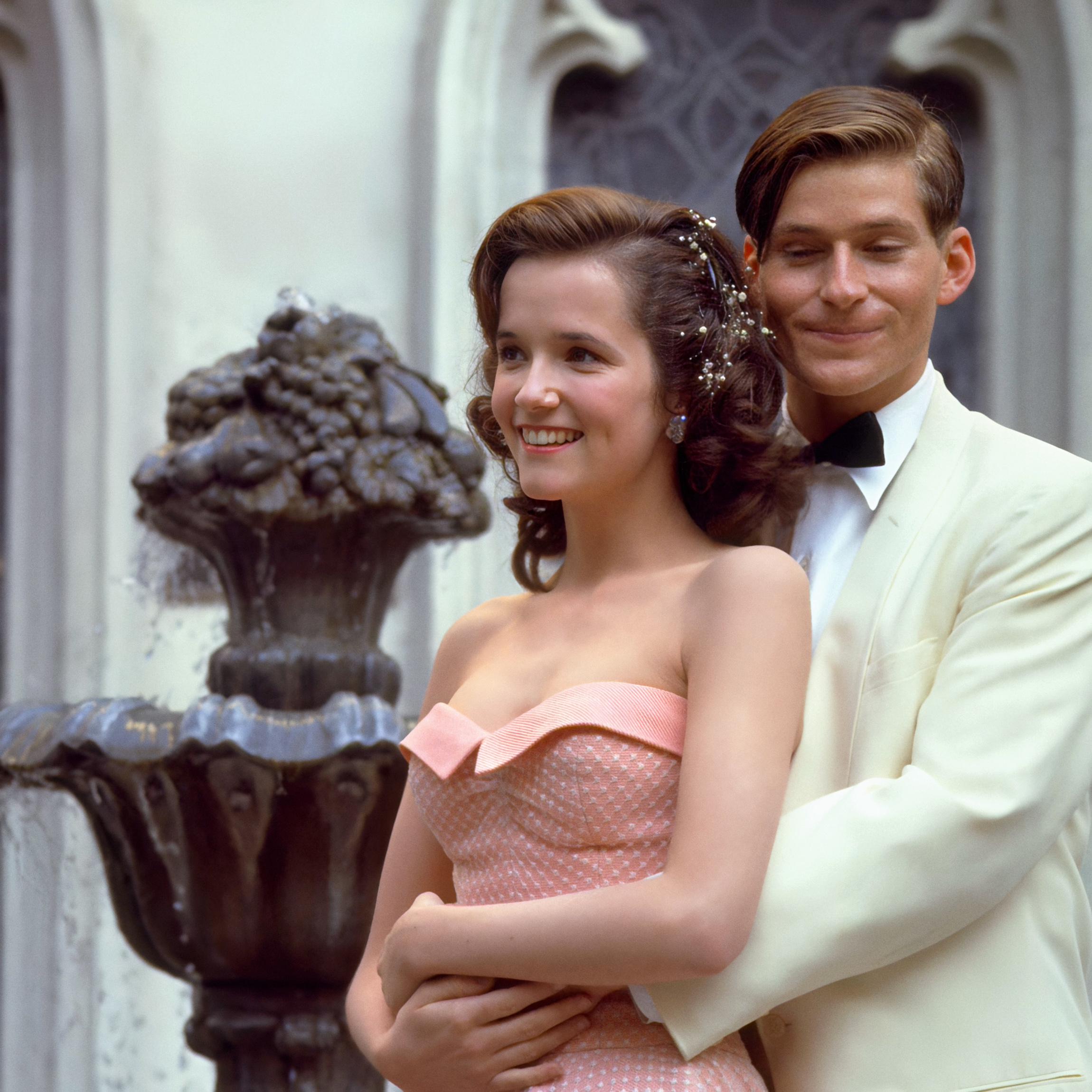 A young couple circa 1955 | Scrolller