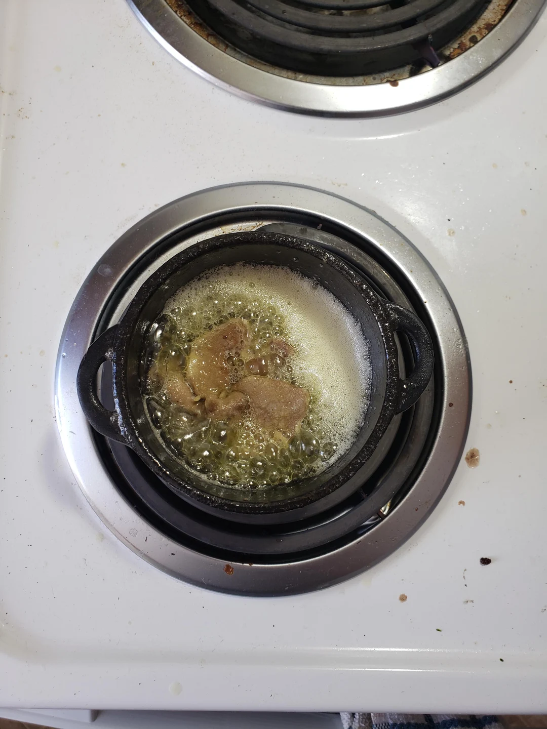 Today, fried rabbit liver my tiny lodge pot. | Scrolller