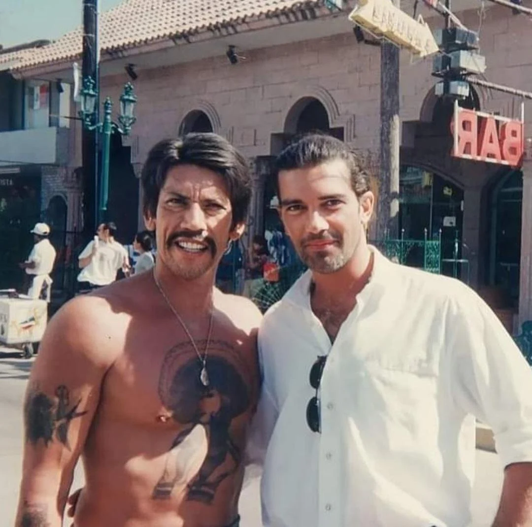 Danny Trejo and Antonio Banderas on the set of "Desperado", 1995. | Scrolller