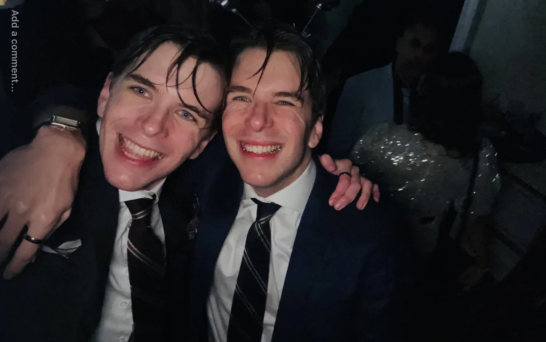 Happy new year from one pair of Twins to you all! Hope you all have a fantastic 2025 🥳 | Scrolller