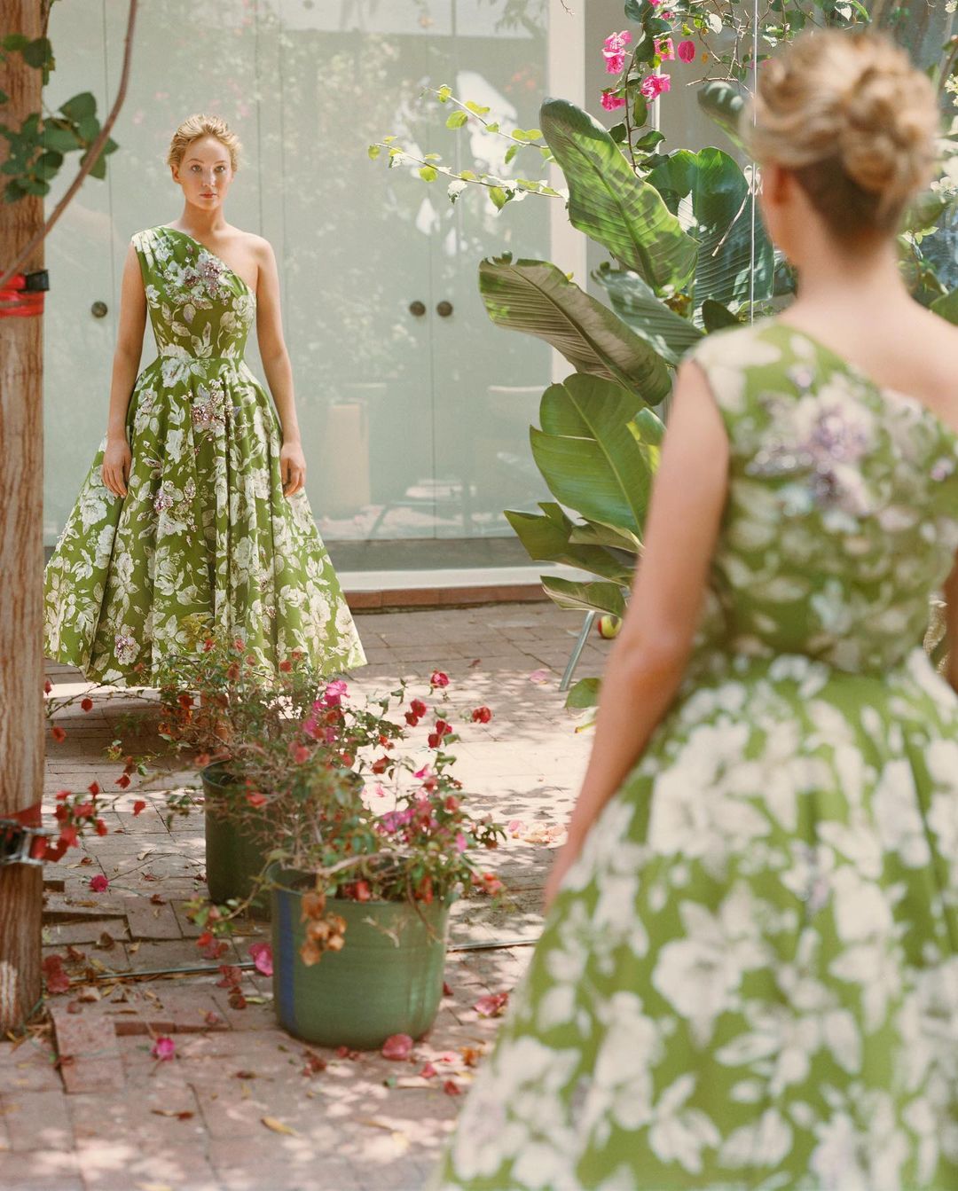 In her new photoshoot for Vogue October | Scrolller