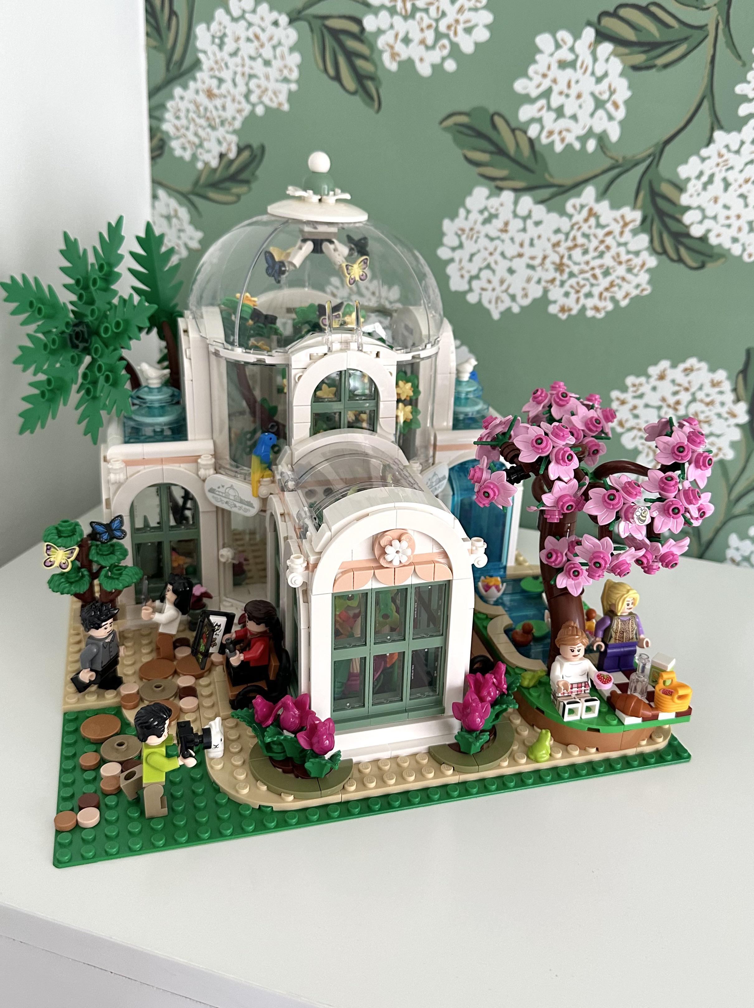 Botanical Garden | Scrolller