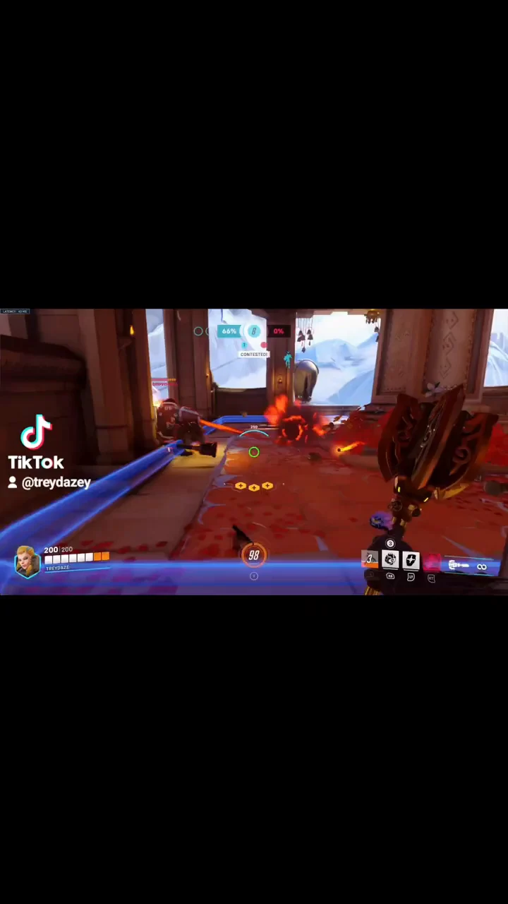 Rein got spooked. | Scrolller