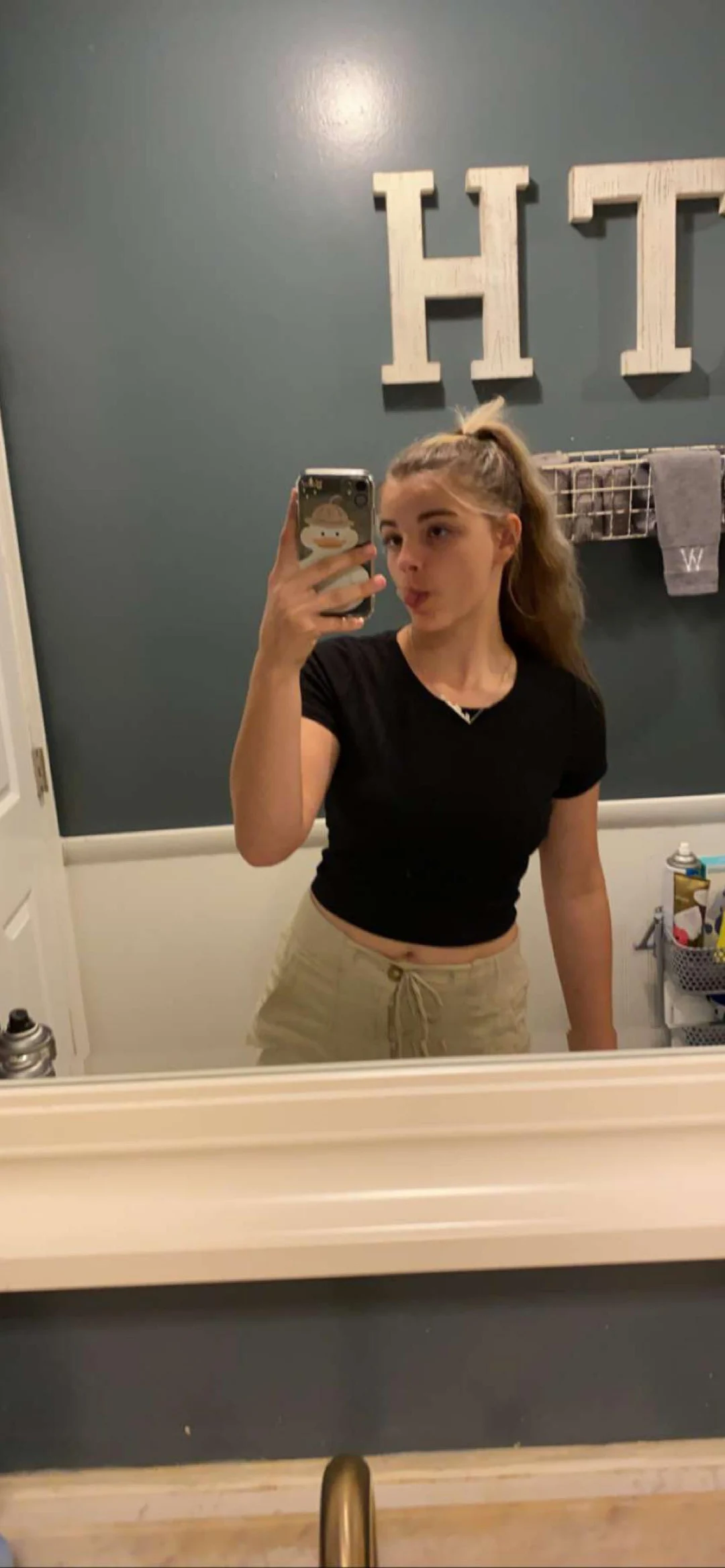 Acting innocent | Scrolller