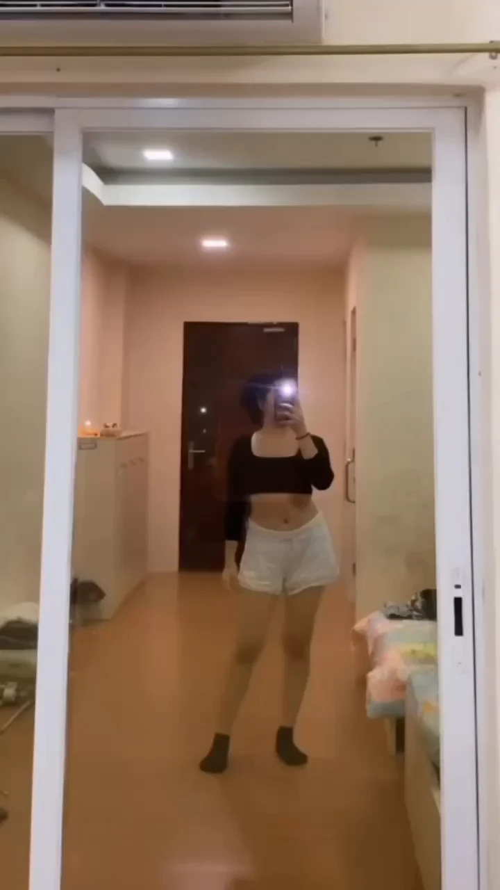 maybe you like filipina 18F | Scrolller