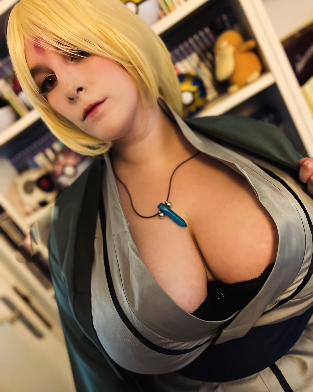Mommy Tsunade by Nerdy_Cinnamon | Scrolller