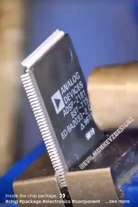 Inside a computer chip | Scrolller