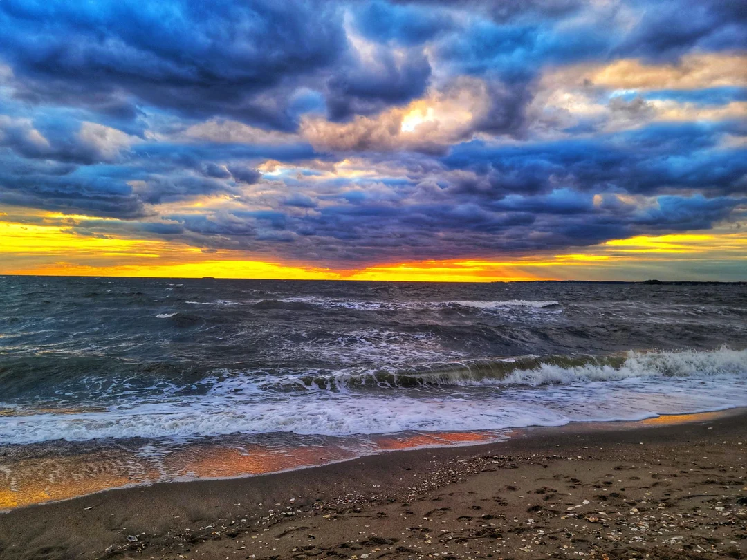 Hammonasset, Connecticut, US [OC] [1920x1440] | Scrolller