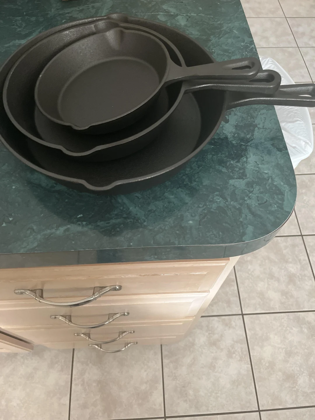 Beginner Tips for Cooking with Cast Iron? | Scrolller