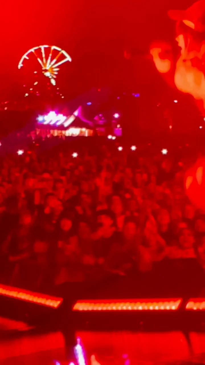 This entire show was 🔥 every single performance hit! | Scrolller