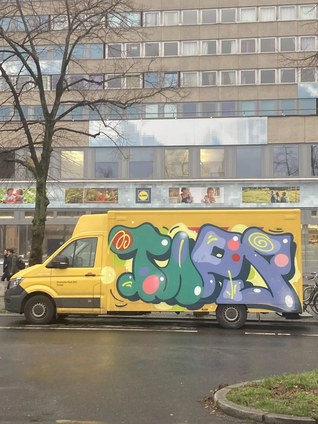 Taps - Berlin | Scrolller