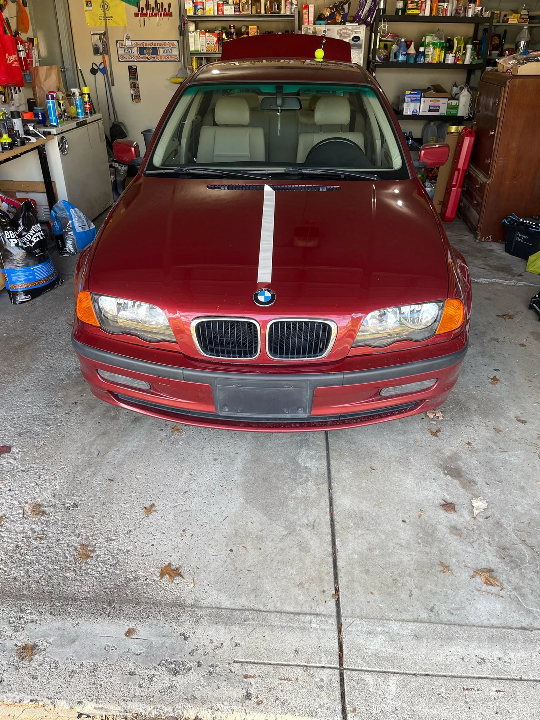 Is there a way to remove this license plate holder thing without just putting a different bumper ...