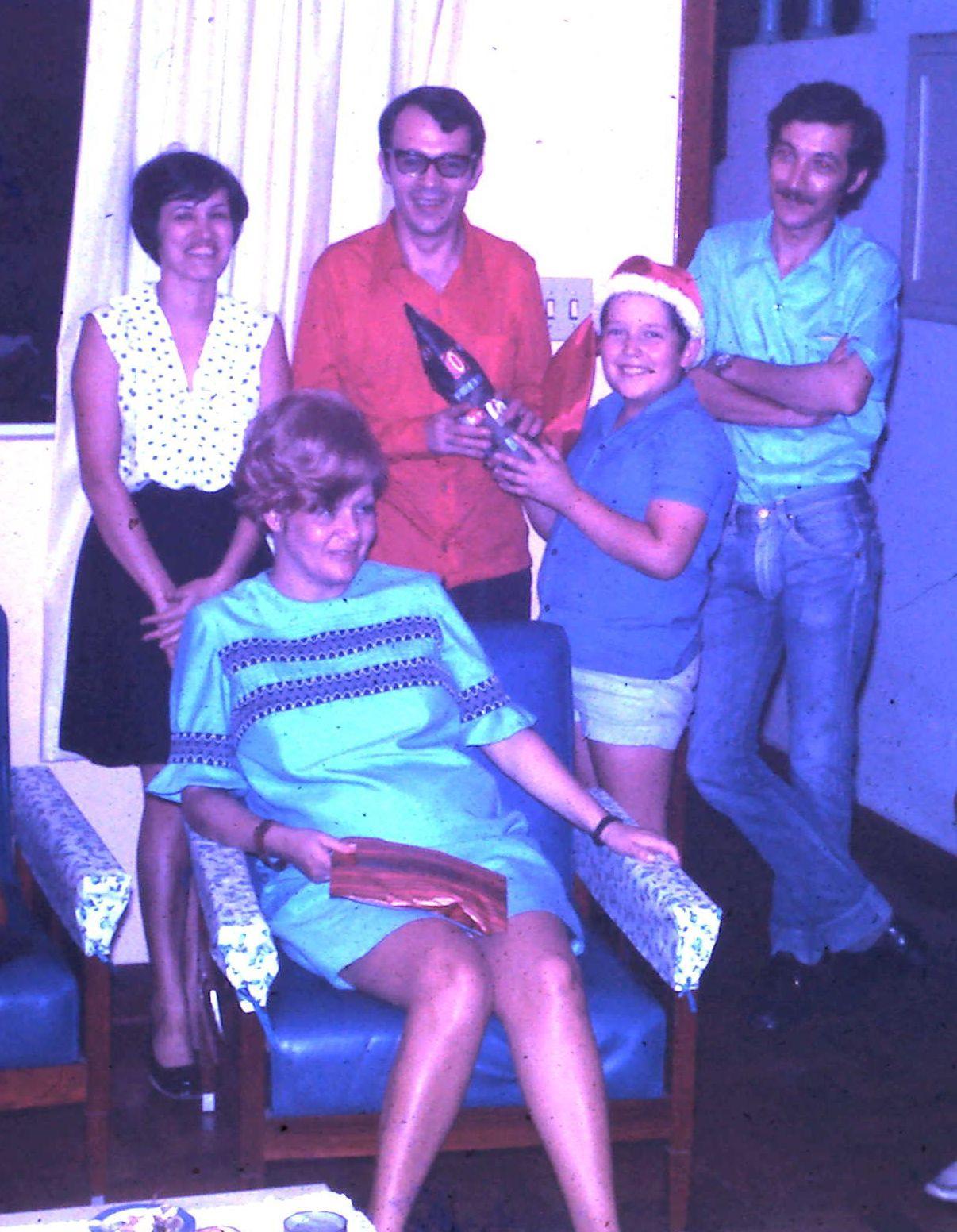 My mom and dad 50 years ago. Is it possible to restore this picture? | Scrolller