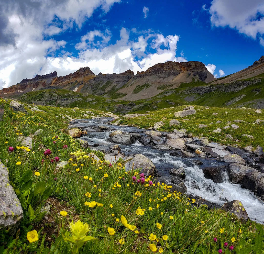 Clouds rolling in over the San Juan Mountains; Southwestern Colorado [OC] [4287x4124] | Scrolller