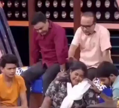 She do got rhythm through | Scrolller