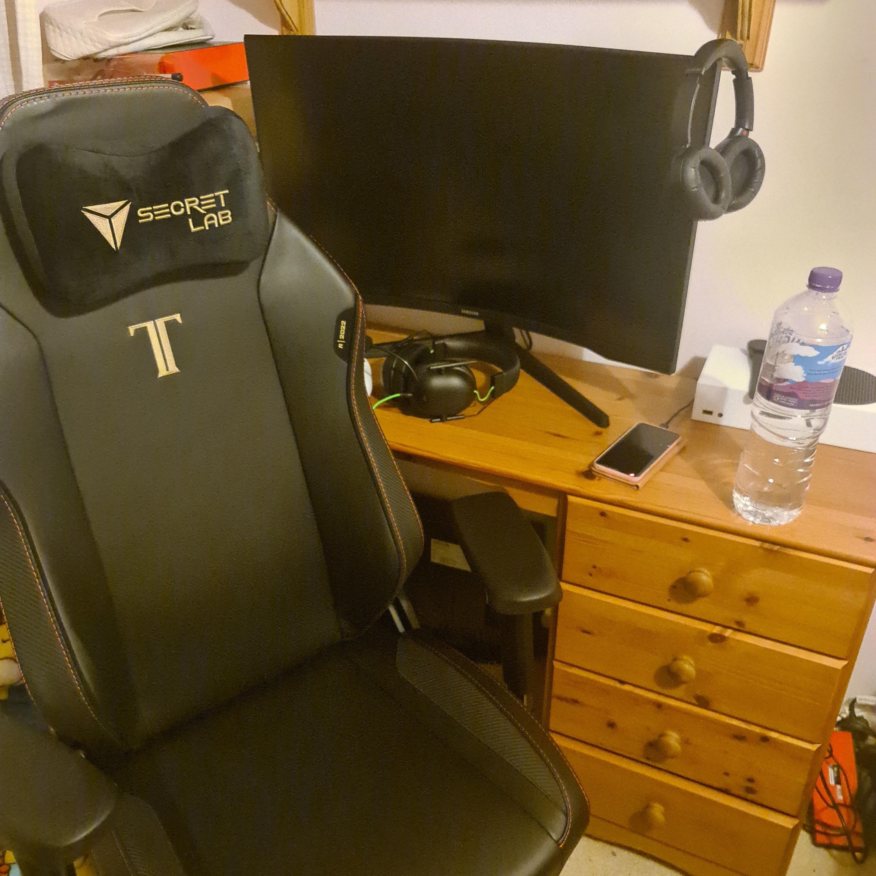 Temp setup but love my new chair #Secretlab | Scrolller