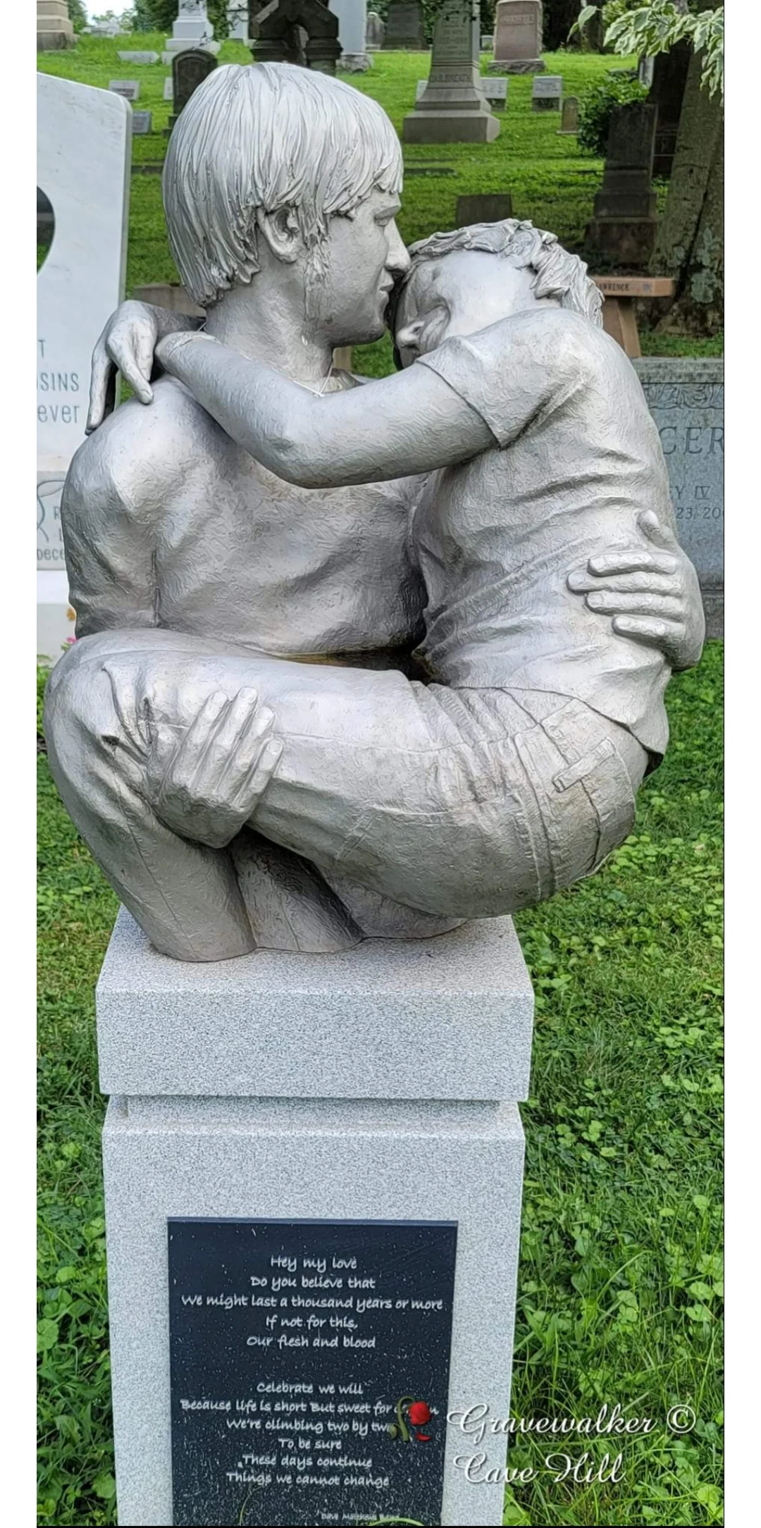 Cave Hill Cemetery Sculpture | Scrolller