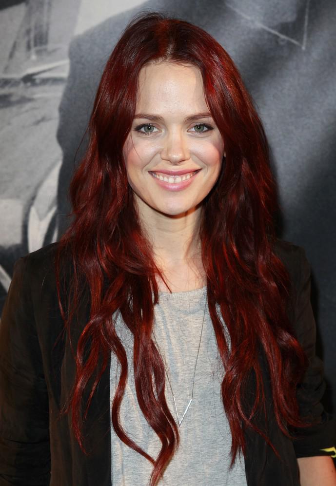 Katia Winter | Scrolller