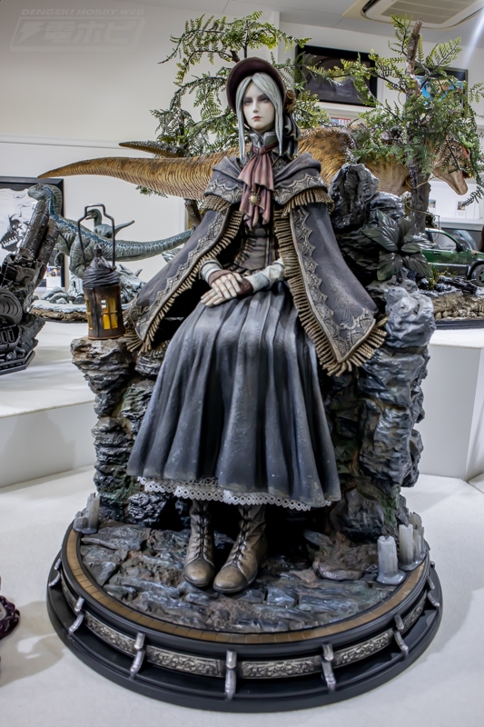 Prime1 The Doll Statue | Scrolller