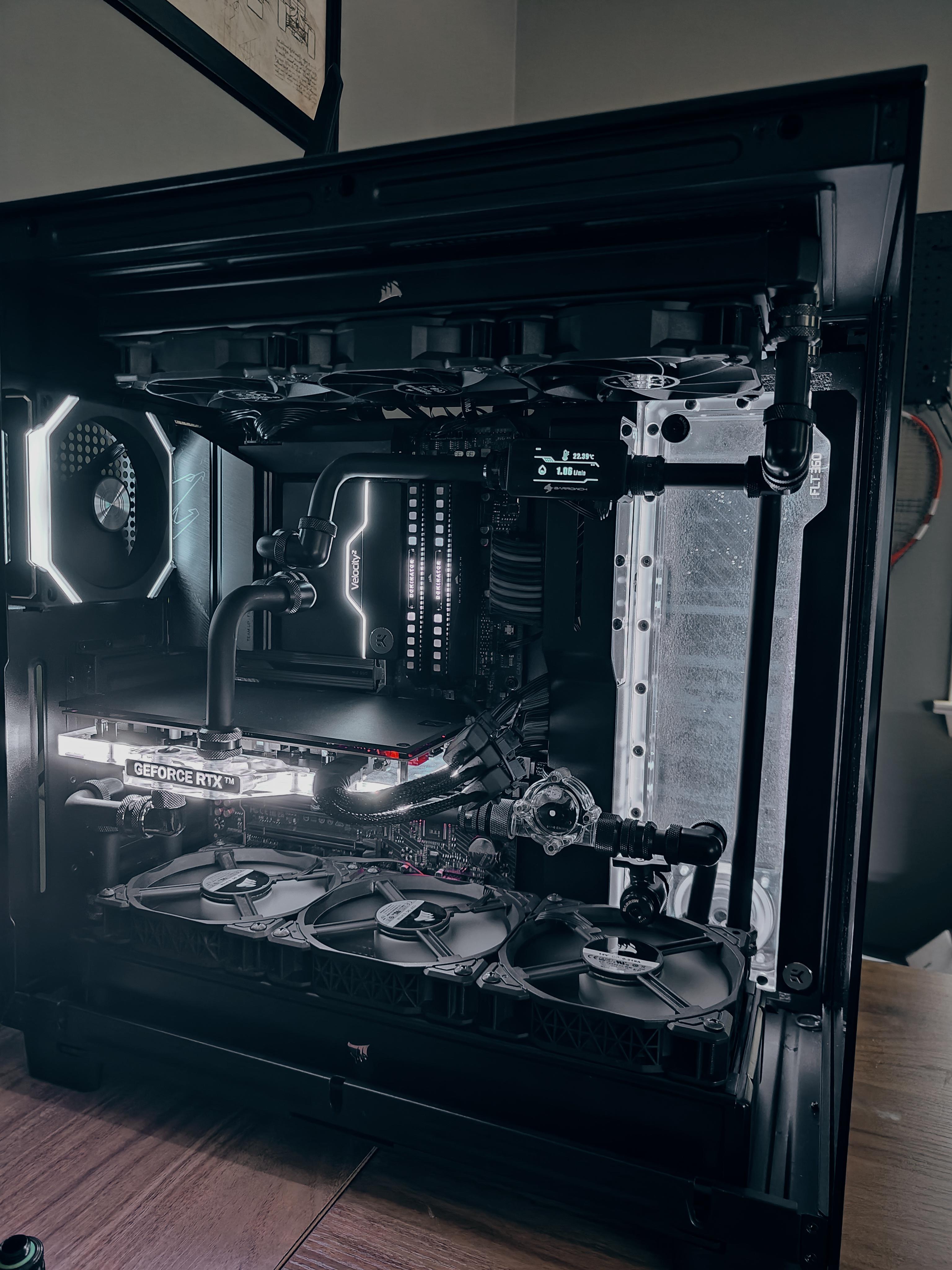 NZXT H9 Build, 7800X3D and 4080 Trinity OC | Scrolller