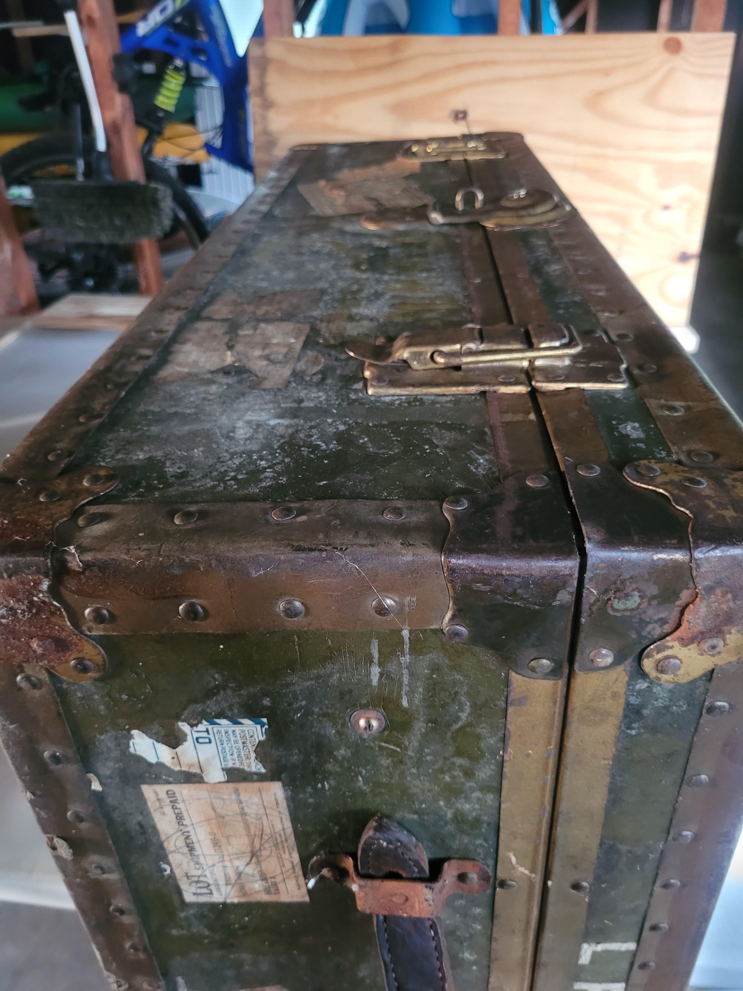 1940s Steamer Trunk | Scrolller