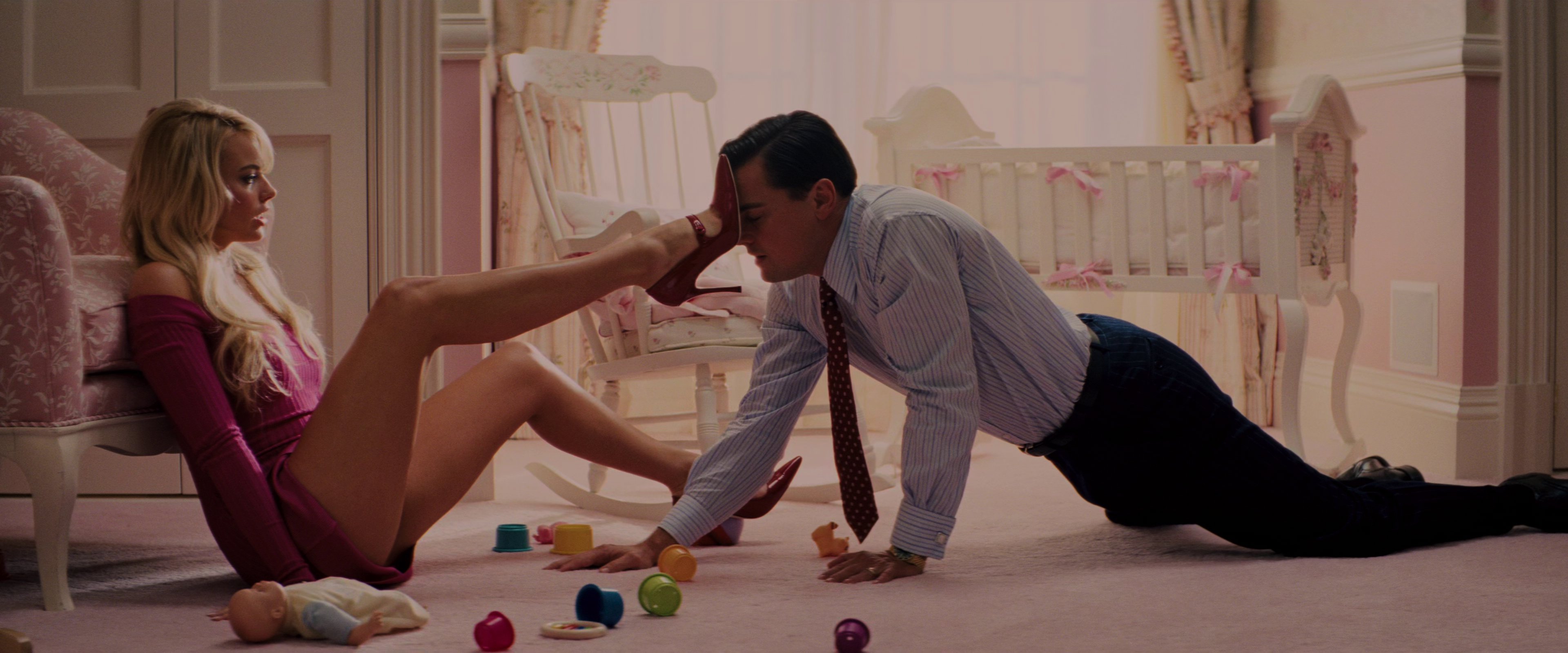 Margot Robbie x2 | Scrolller