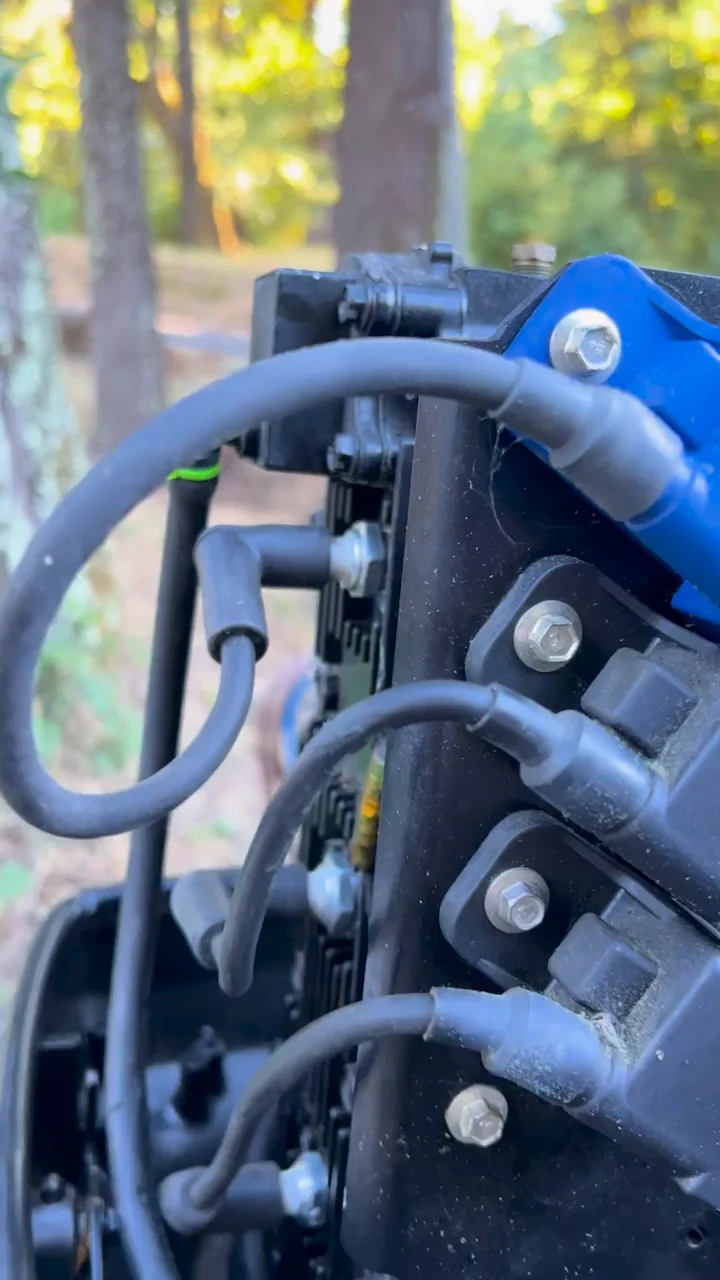 Bad ground? Misfire? Any idea what is causing this? | Scrolller