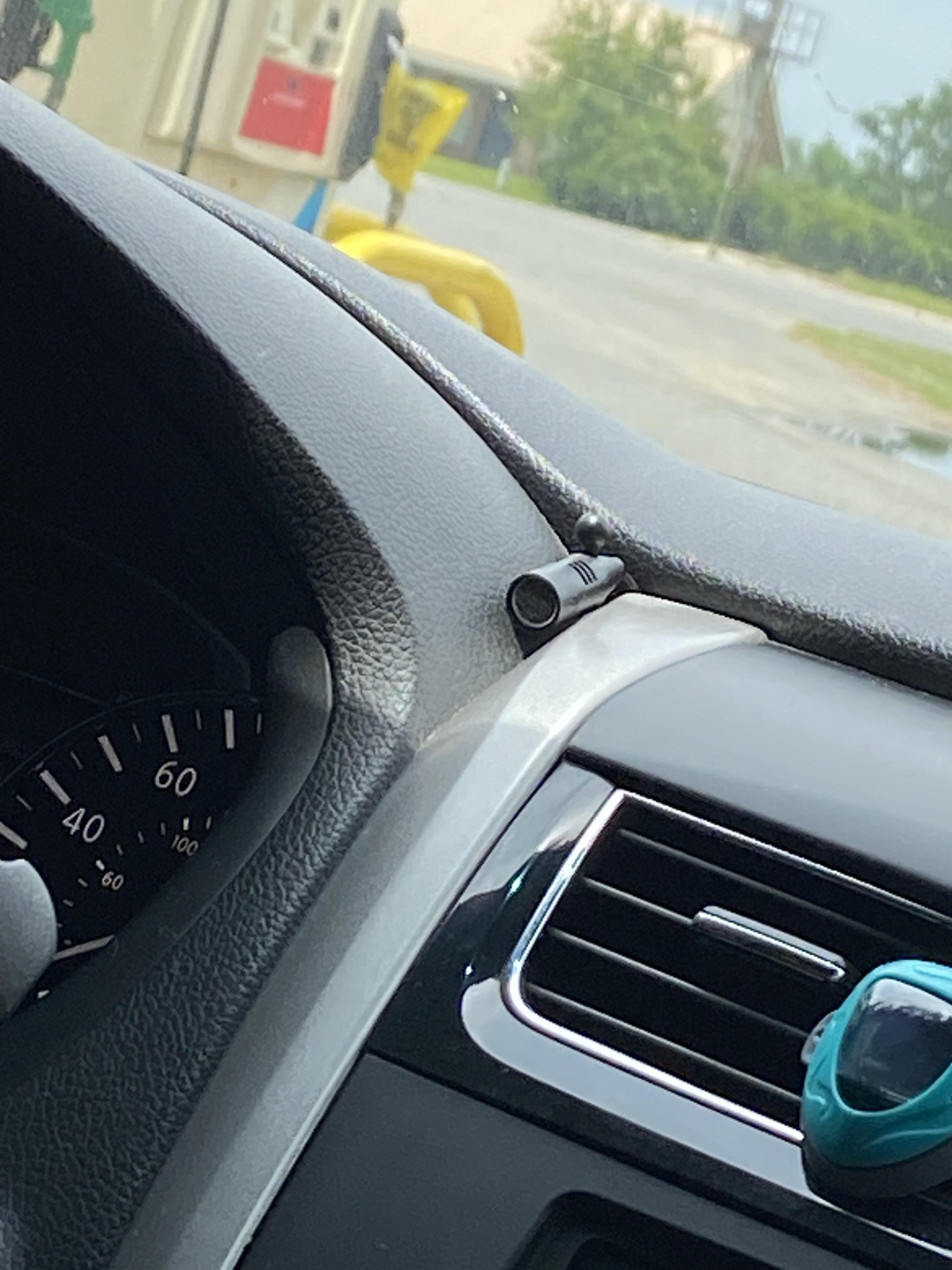 What is this little black thing on my dash? | Scrolller