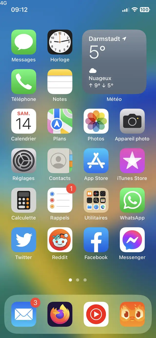 I was seeing some weird white pixels in the top left corner of my iPhone X… screenshot revealed ...