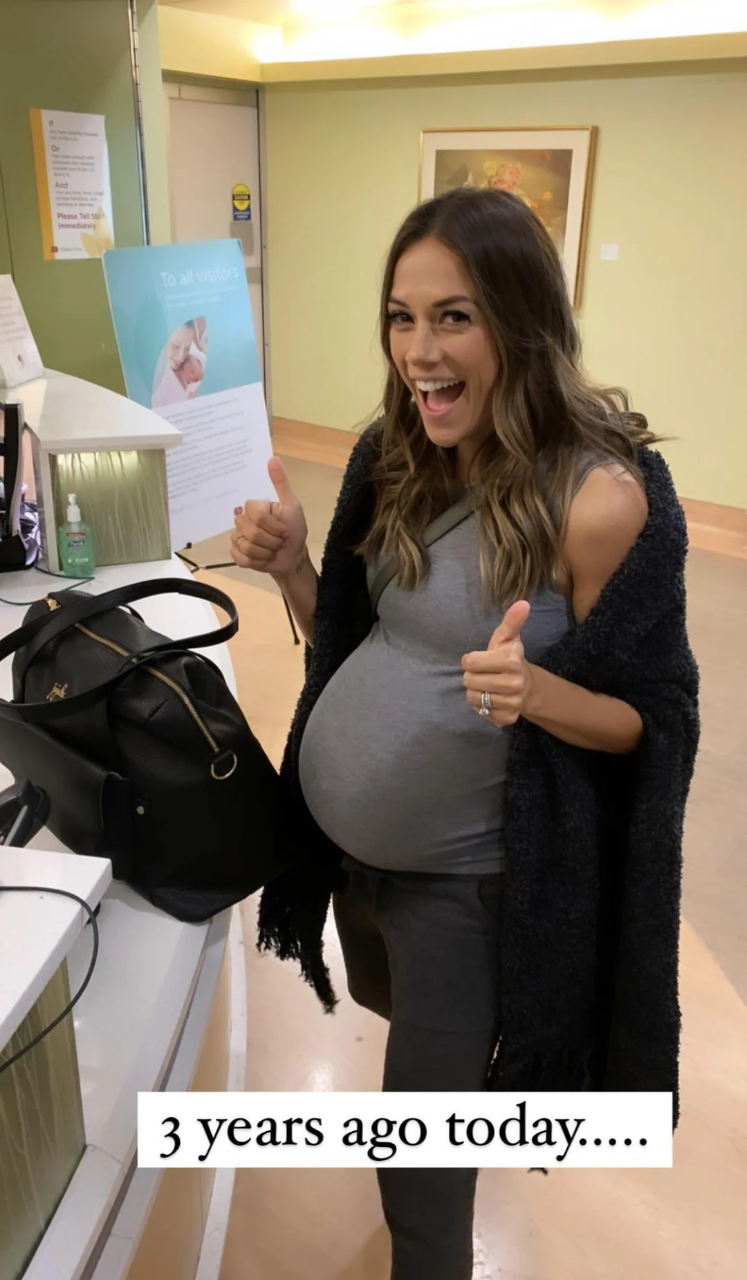 Jana Kramer pregnant | Scrolller