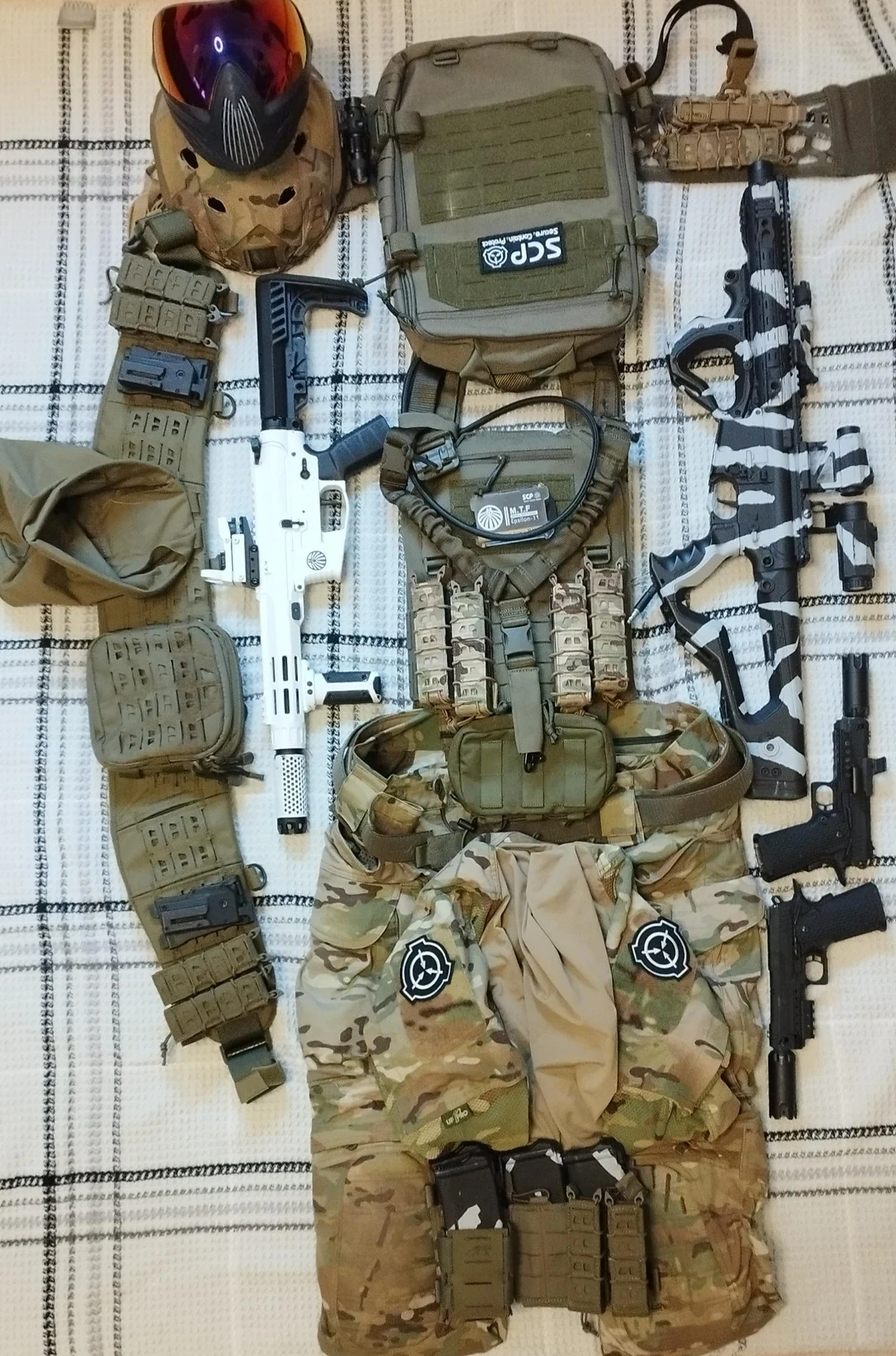 Behold... My stuff | Scrolller