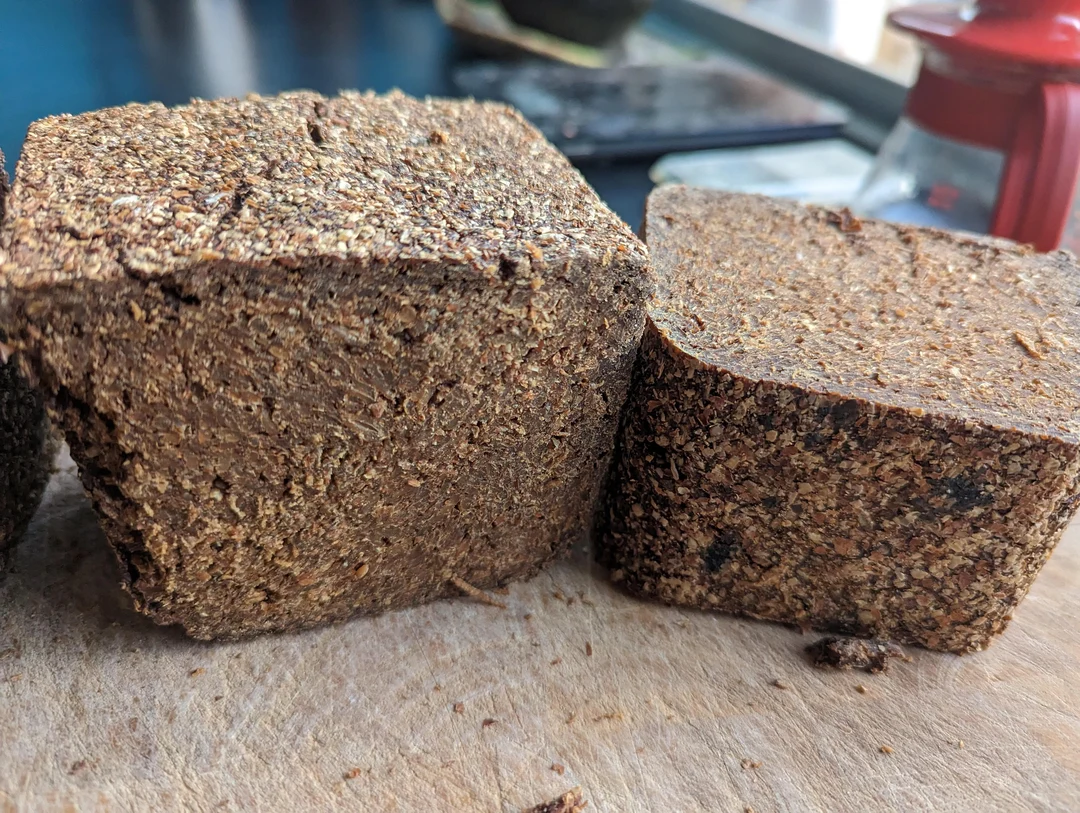 Dutch rye bread | Scrolller