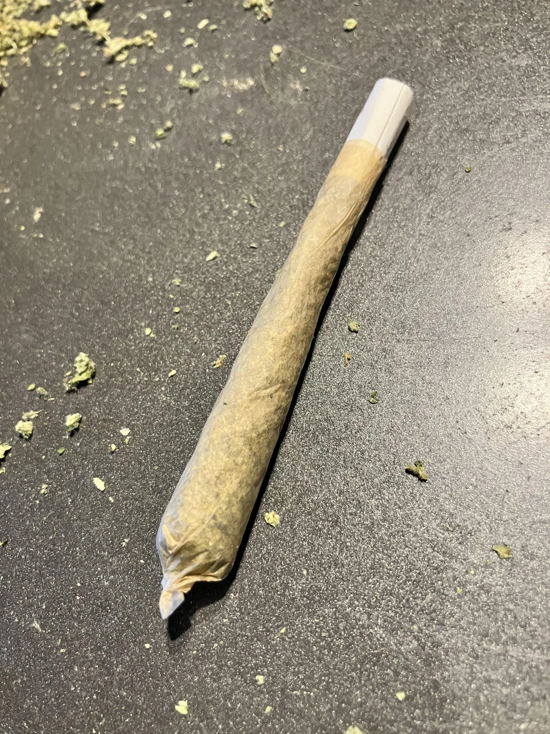 Rolled my first joint of the day | Scrolller