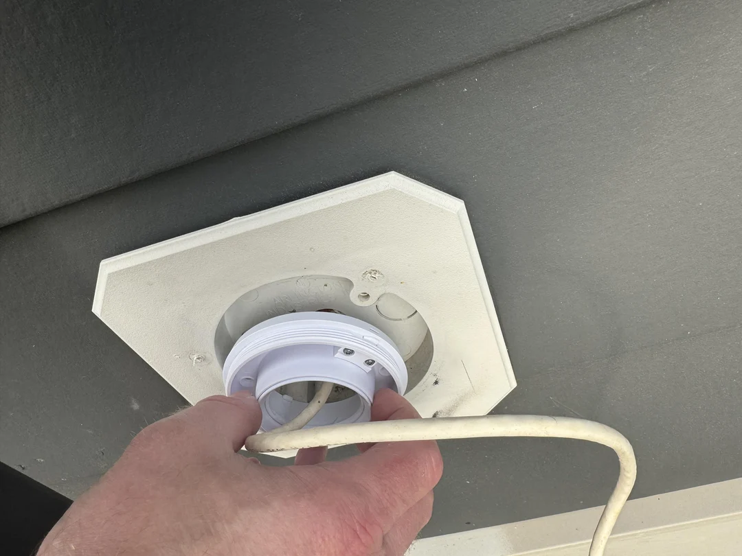 Siding mount adapter for camera install | Scrolller