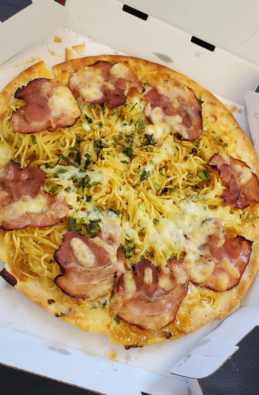 I had Ramen Pizza today. Pizza Hut Japan x Tenkaippin. Does this count!? | Scrolller