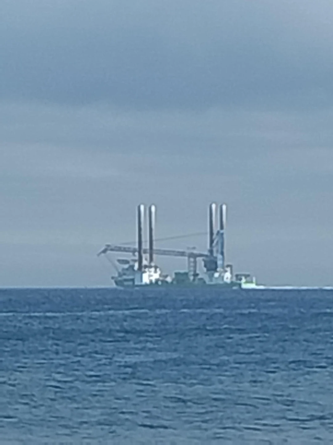 What is this kind of ship? | Scrolller