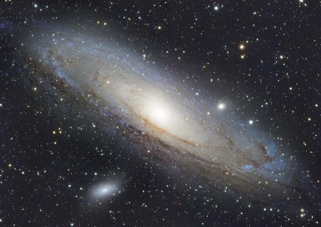 I created a two panel mosaic of the Andromeda Galaxy with my 72mm refractor telescope [OC ...