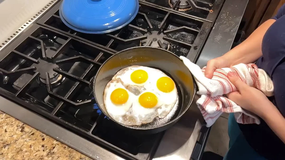 Flippity flip | Scrolller