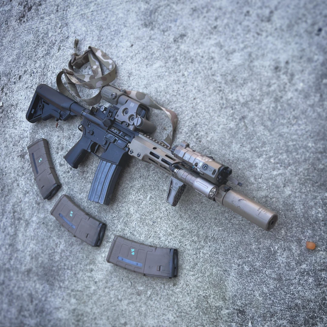 (Short) URGI at home | Scrolller