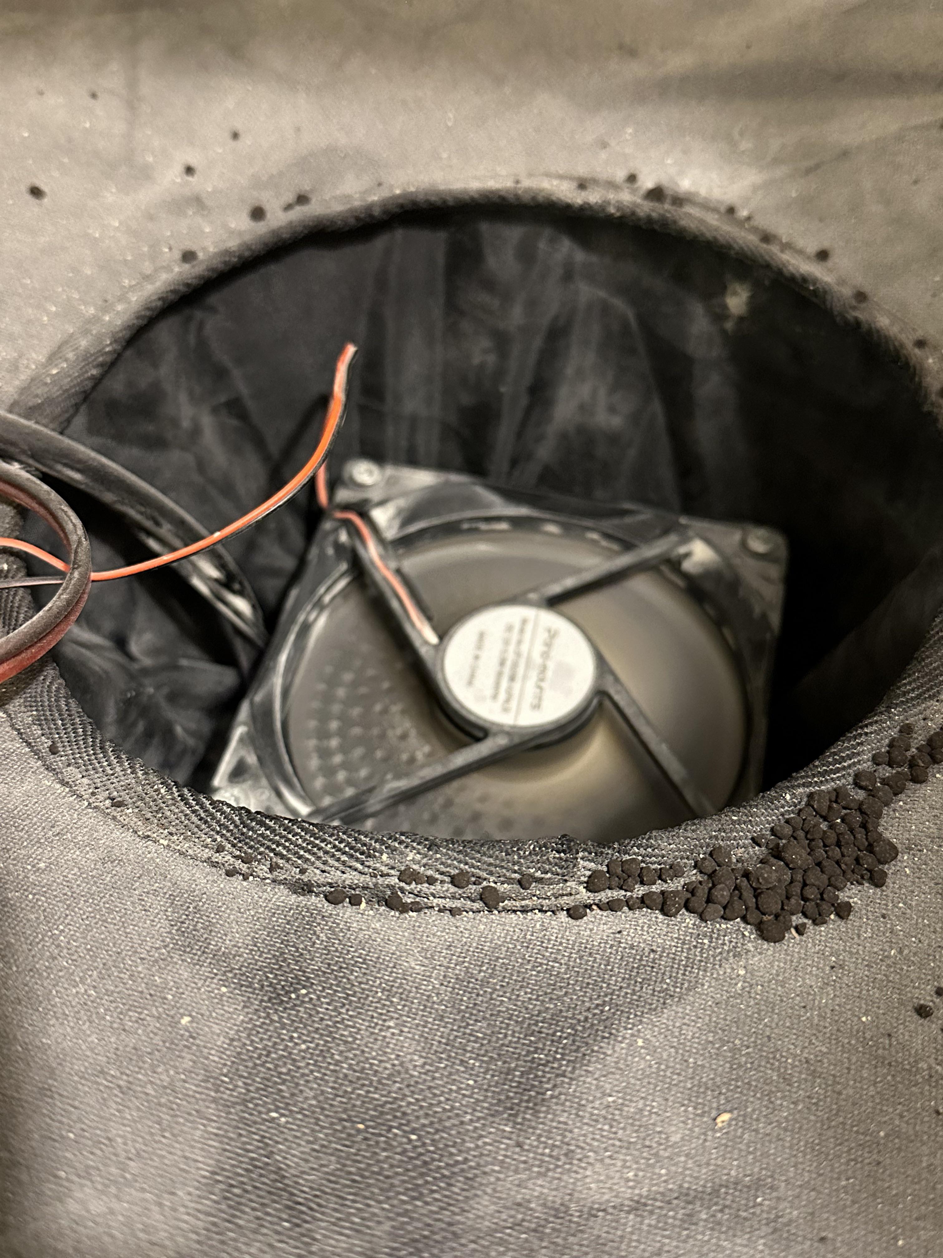 3d printed smell reduction device. | Scrolller