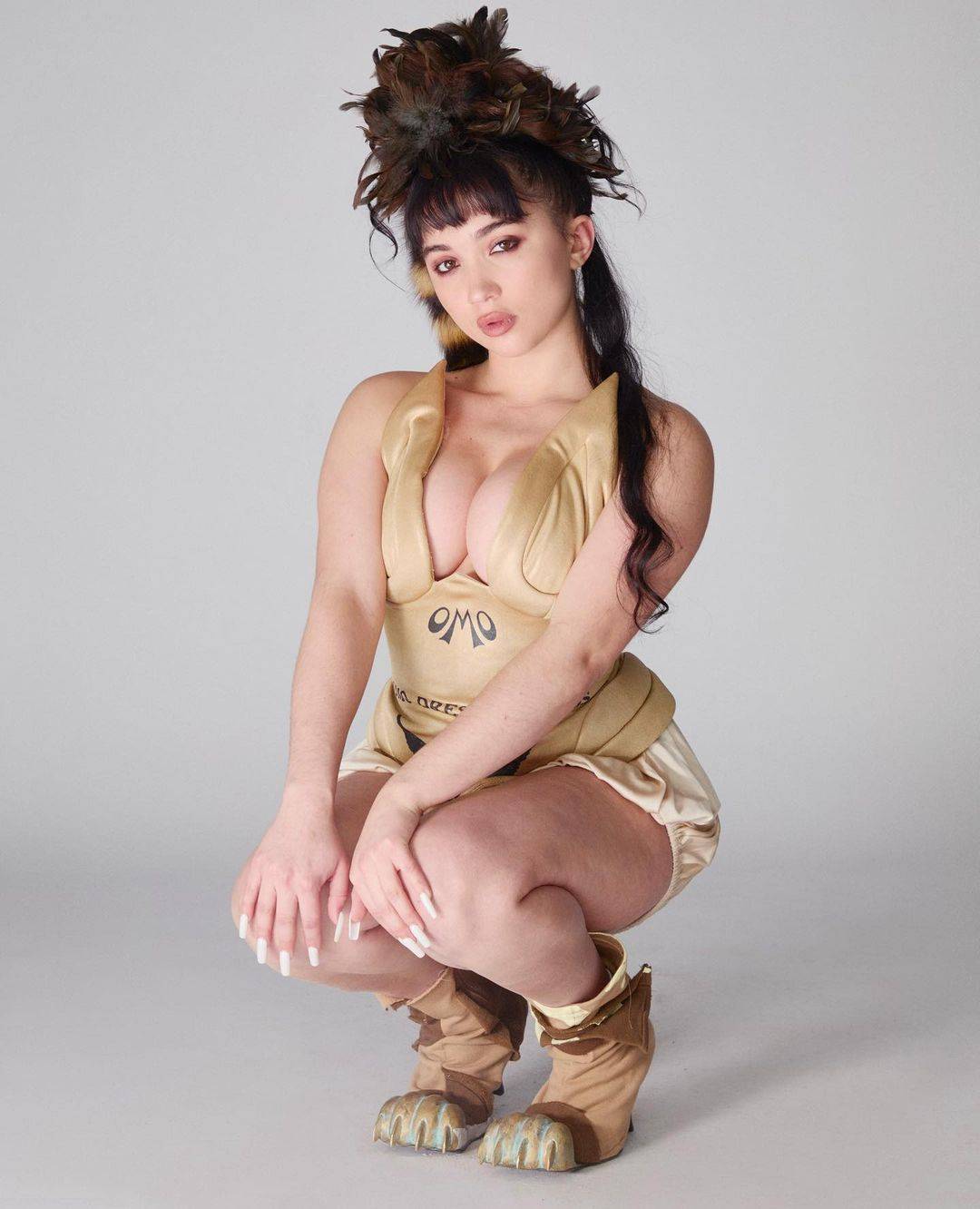 Rowan Blanchard | Scrolller