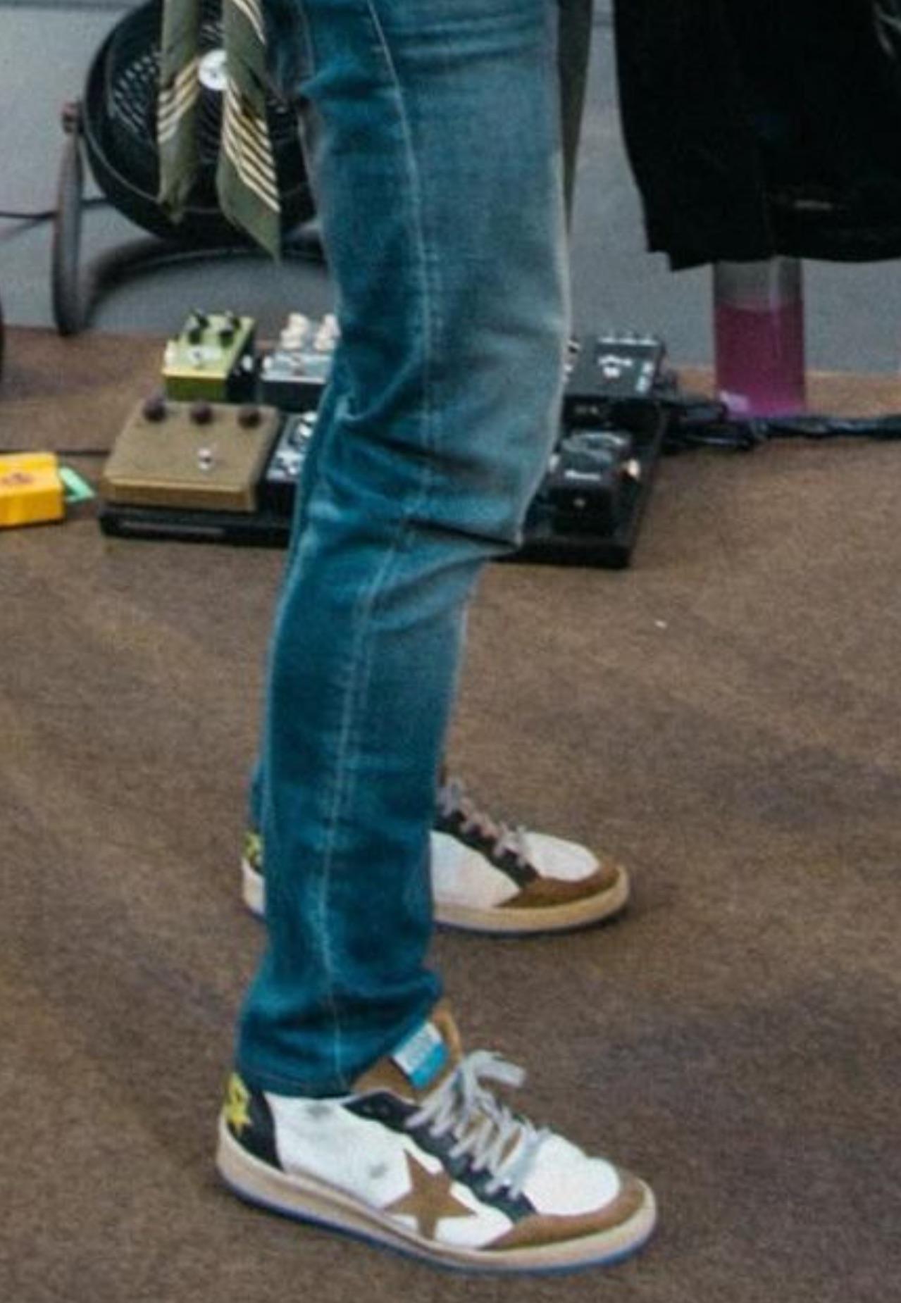 Help ID? | Scrolller