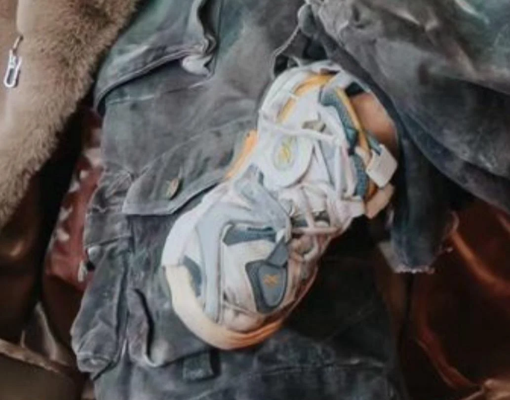 need help identifying sneakers | Scrolller