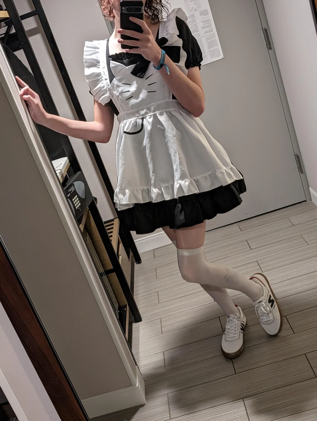 Still eepy, need another cat nap for this cat maid | Scrolller