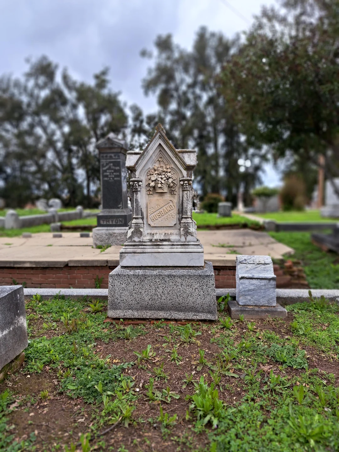 Sacramento Historic Cemetery | Scrolller