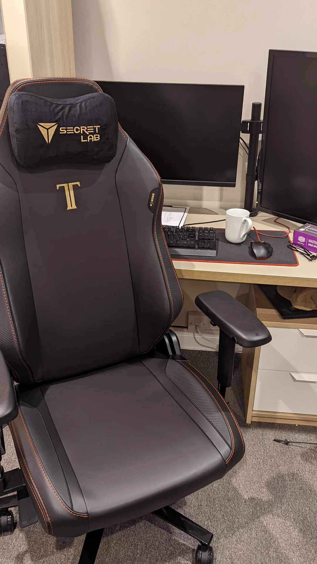 Secretlab Titan Evo 2022 has finally arrived #secretlabs | Scrolller