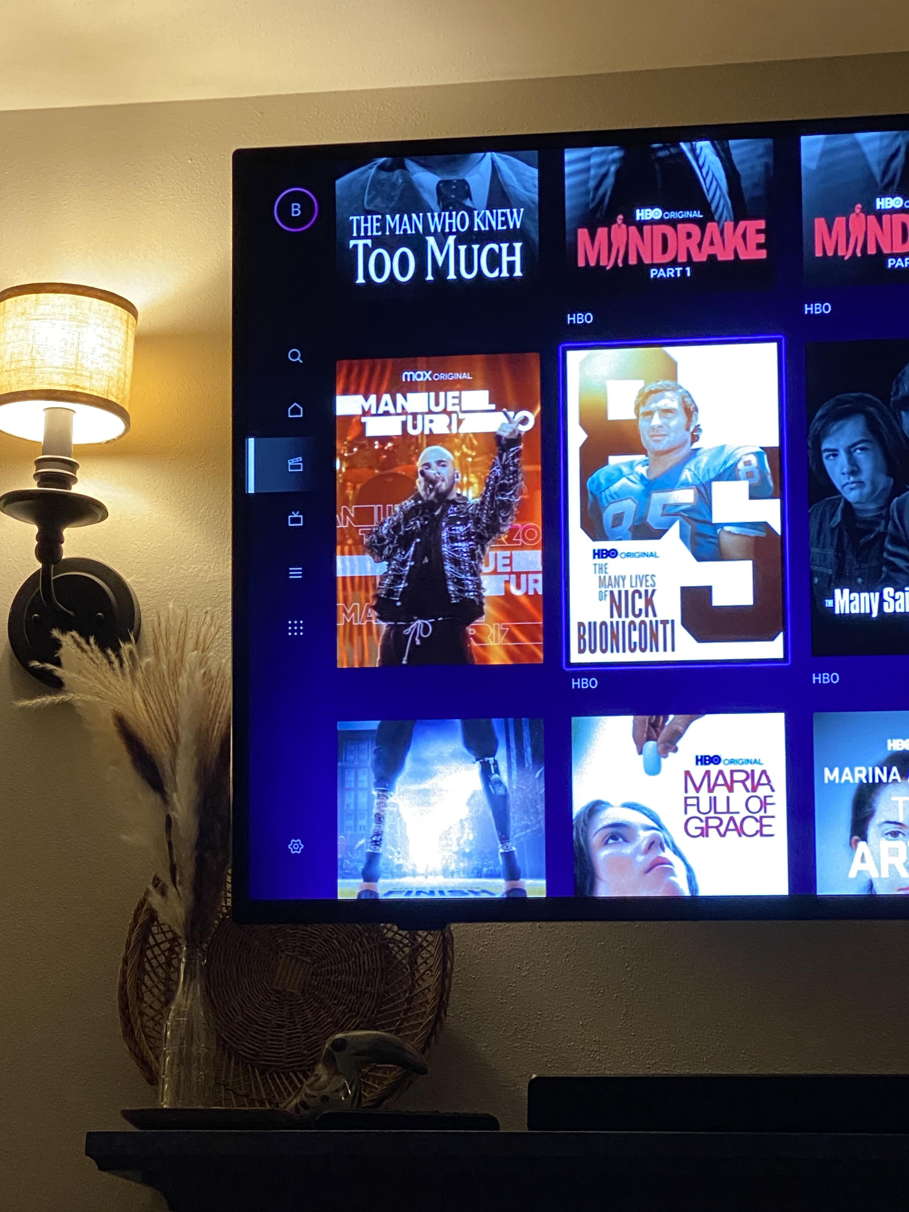 Perfectly placed images on #HBOMax: | Scrolller