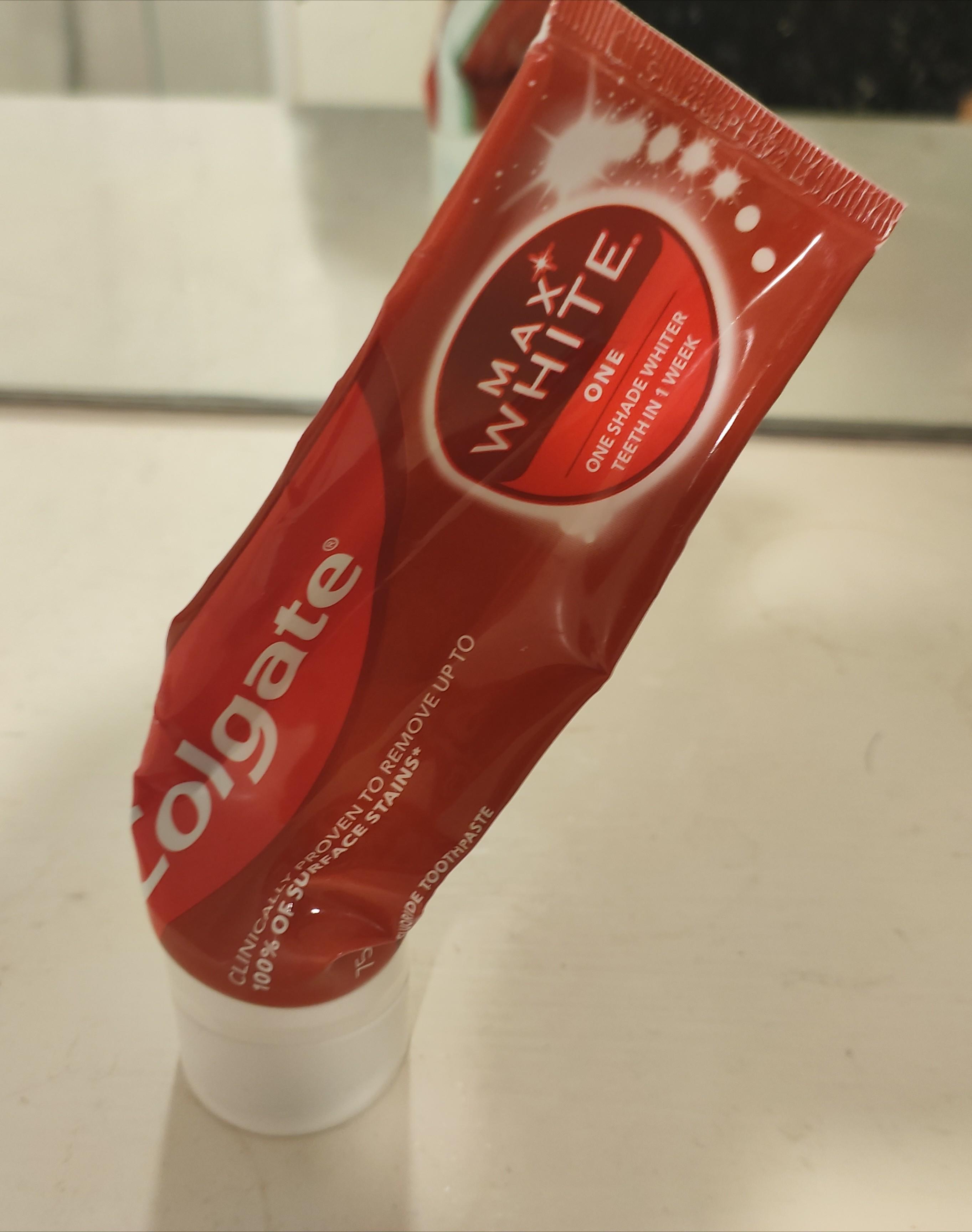 Bonsai toothpaste | Scrolller