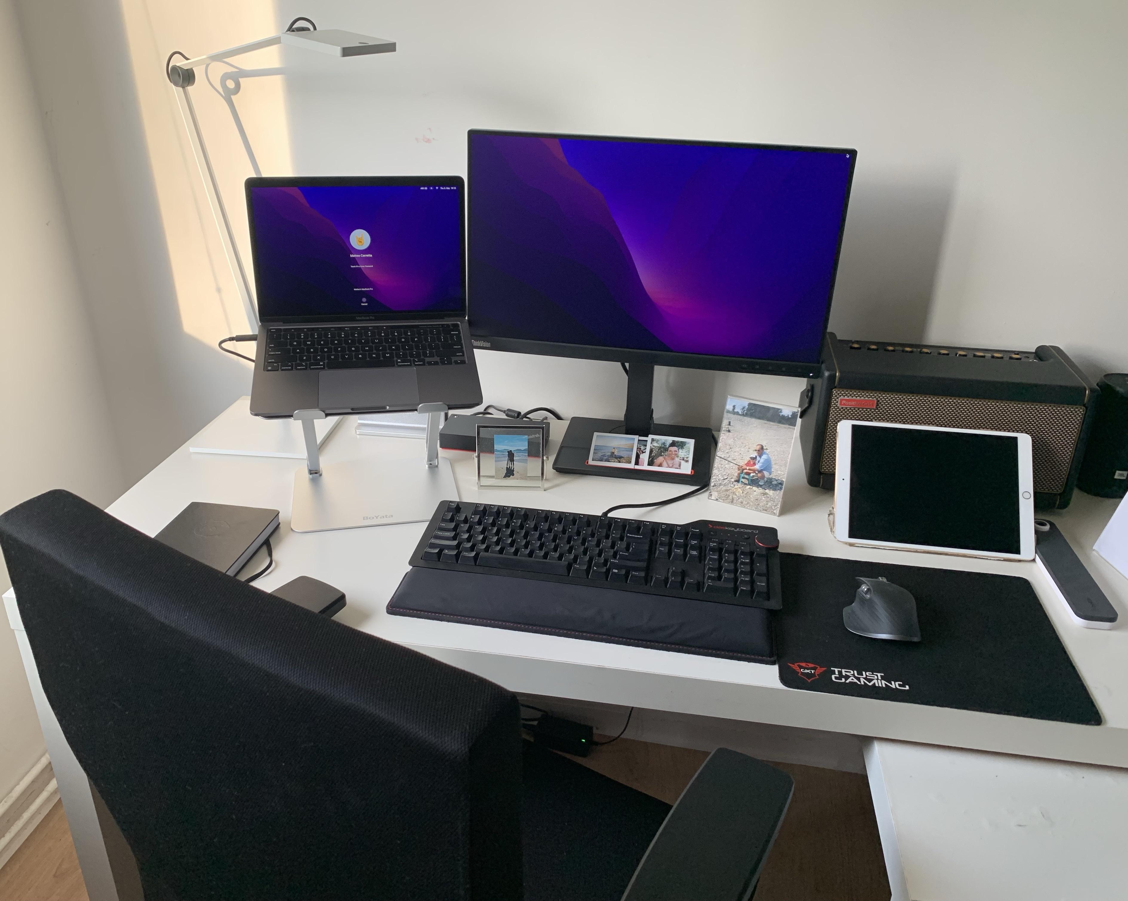Finished my WFH setup after relocating to a different country 🙌 | Scrolller