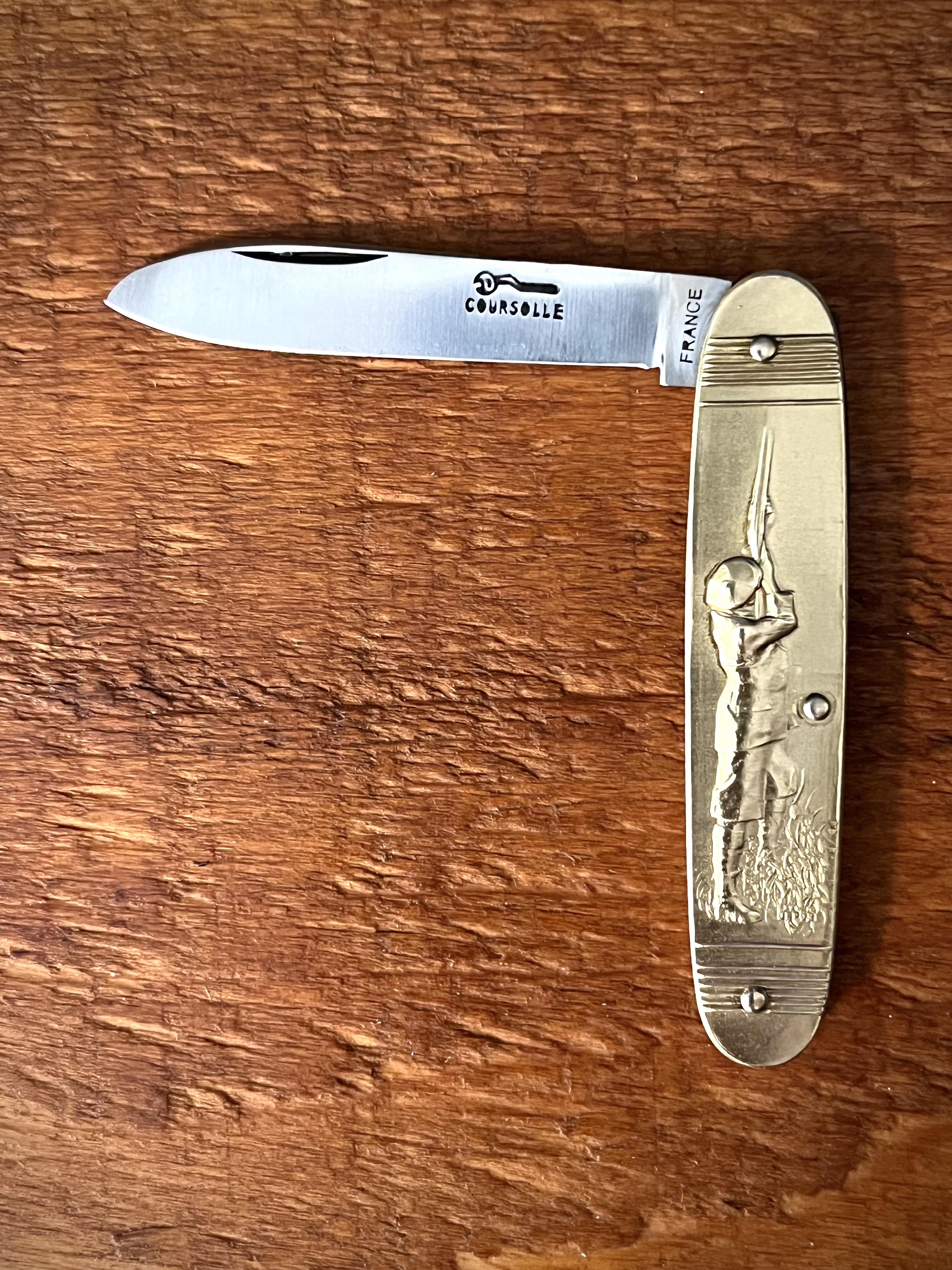 Coursolle Navette ‘The Hunter’ | Scrolller